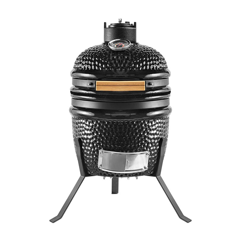 Charcoal BBQ Grill Tips for British Gardens in Any Weather